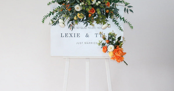 floral arrangement for signage, wedding welcome signage, shop open ...